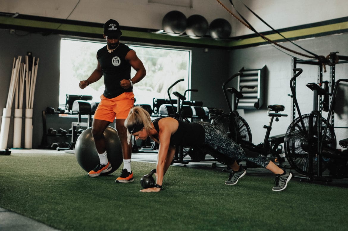 Summer Ab Workout with Fit Crew - Momma Mandy
